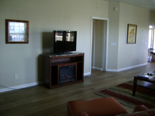 901 Navajo HUGE CORNER LOT!! - Venture Out At Mesa